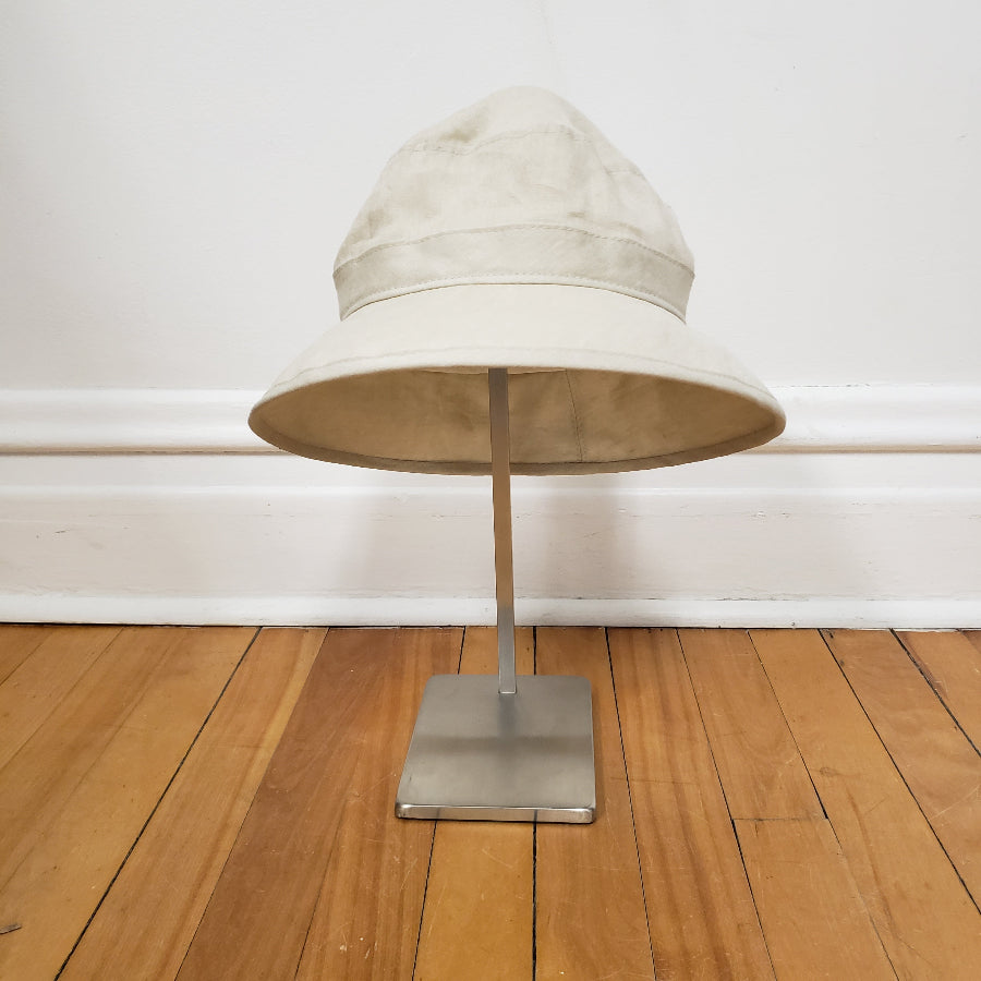 Bowler Hat Ecru – MURIEL DOMBRET [clothes]